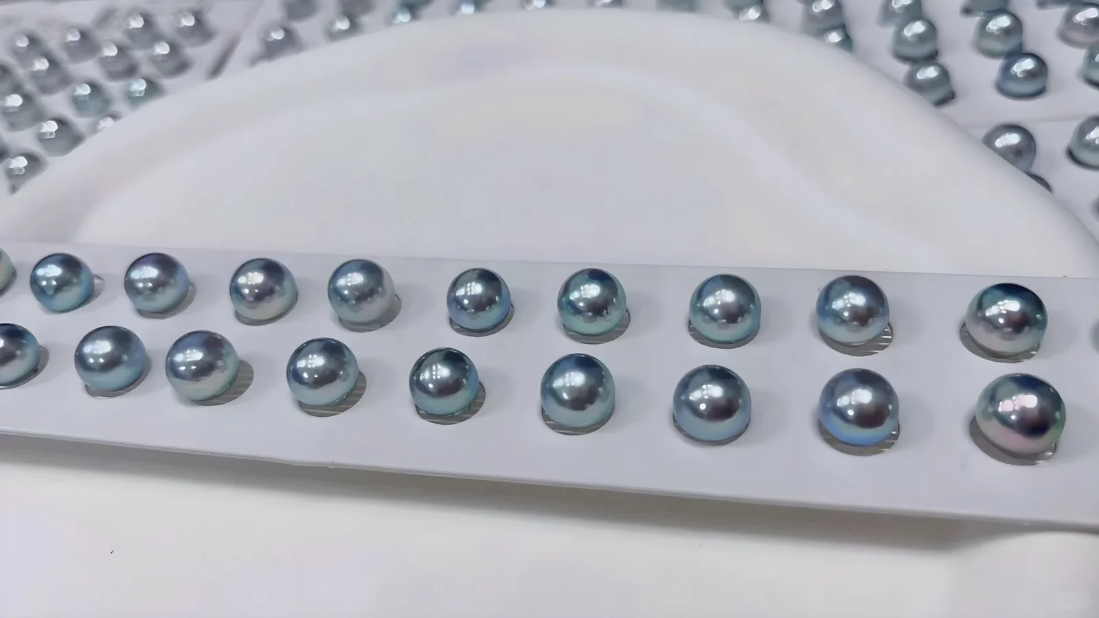 What Pearl Color Is Rarest? Unveiling Nature's Most Elusive Treasures ...